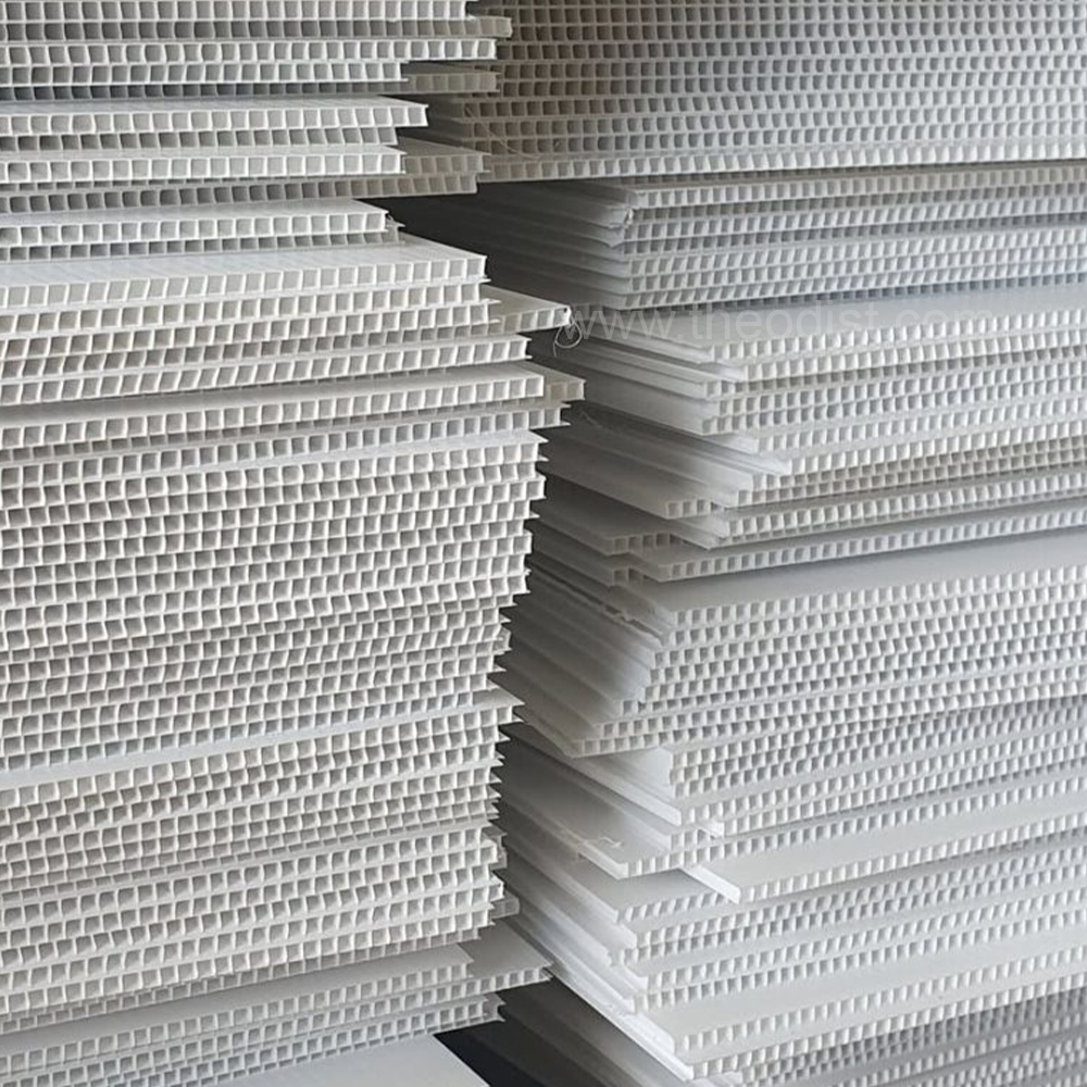 Corflute Board Corona Treated White 2440x1200x5mm - Theodist